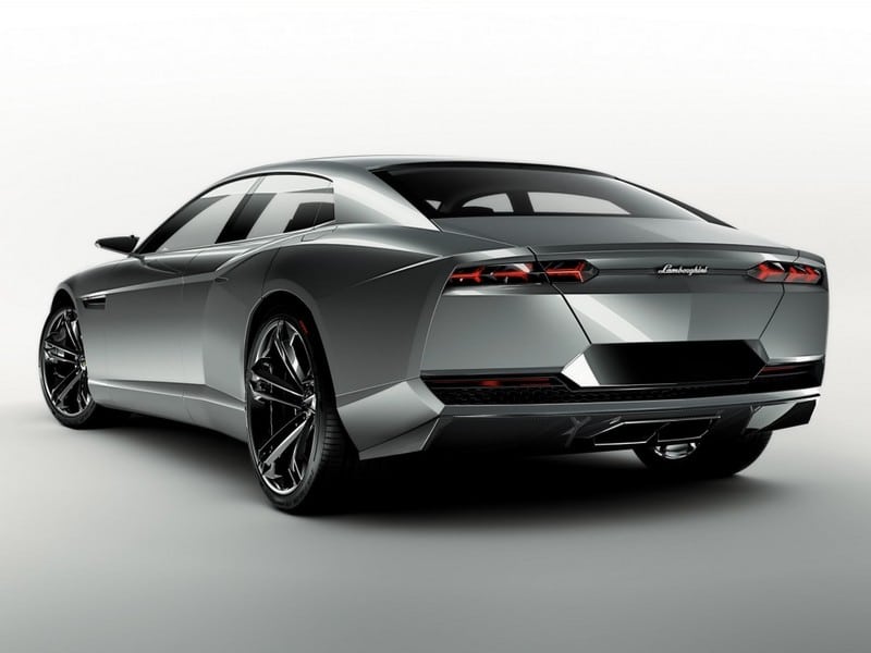 Une Berline Lamborghini à 4 Portes Prochainement