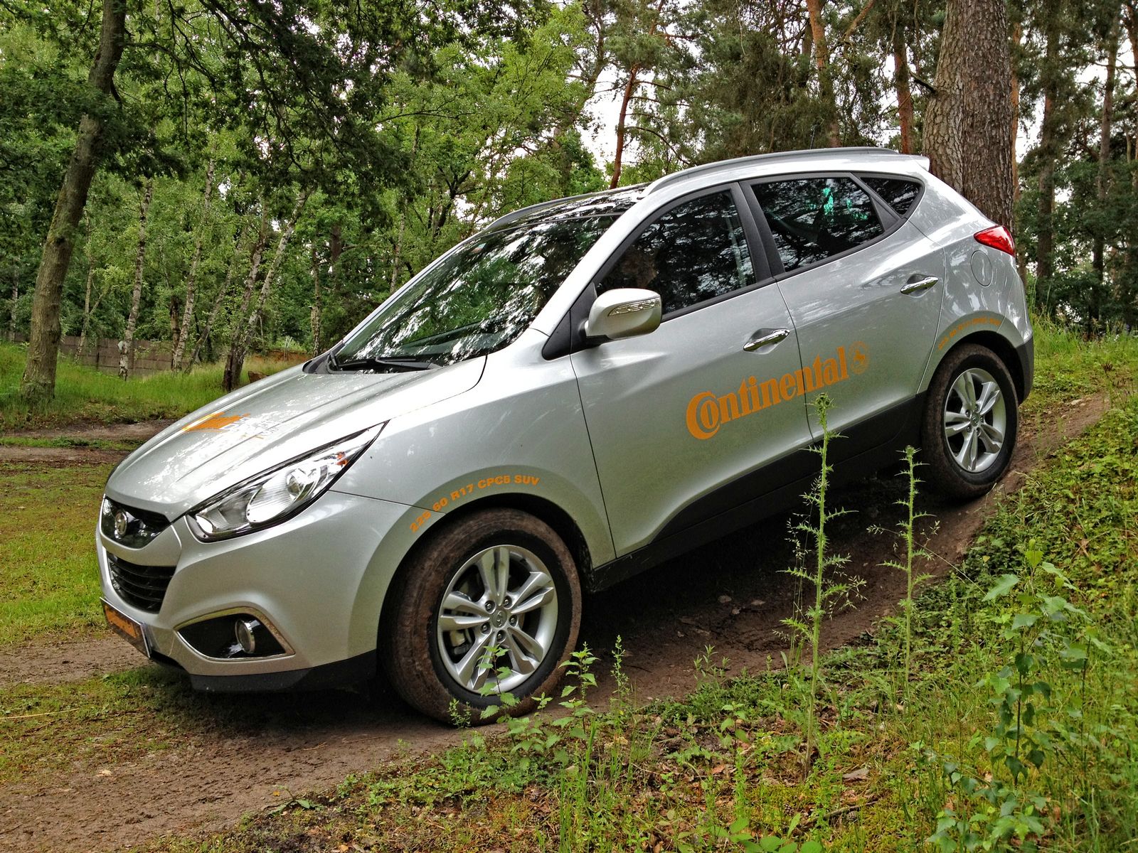 Conti Safety Days 2013 : les pneus Continental à l'essai