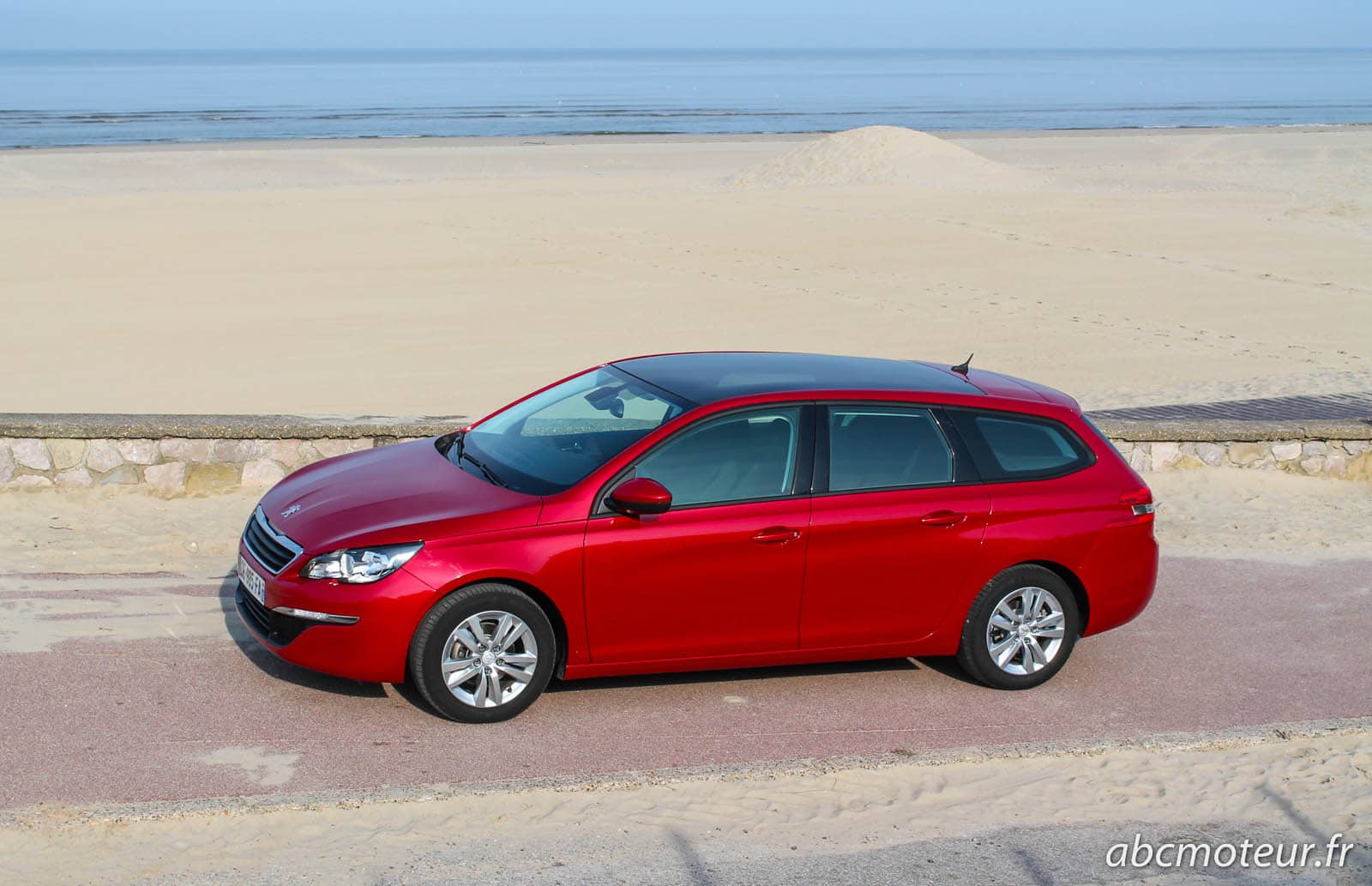 Essai des nouvelles Peugeot 308 SW e-THP 130 & Blue-HDI 150