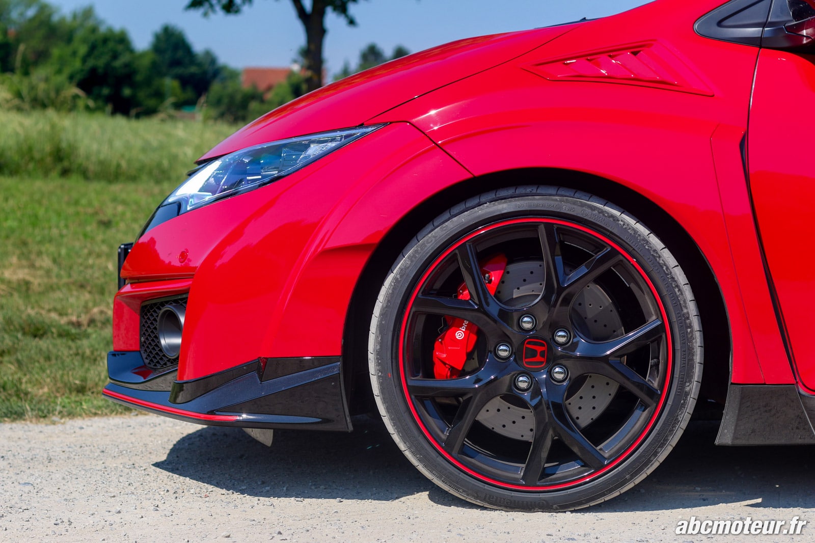 L'Honda Civic Type R 2015 à l'essai sur route et sur circuit