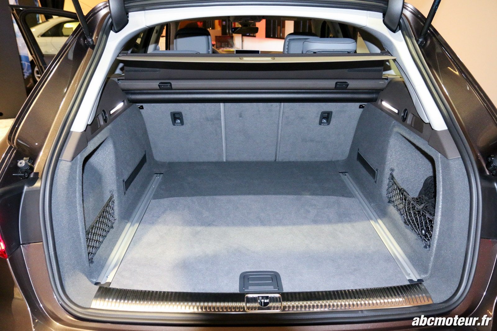 Audi A4 Avant B9 Kofferraum Mae