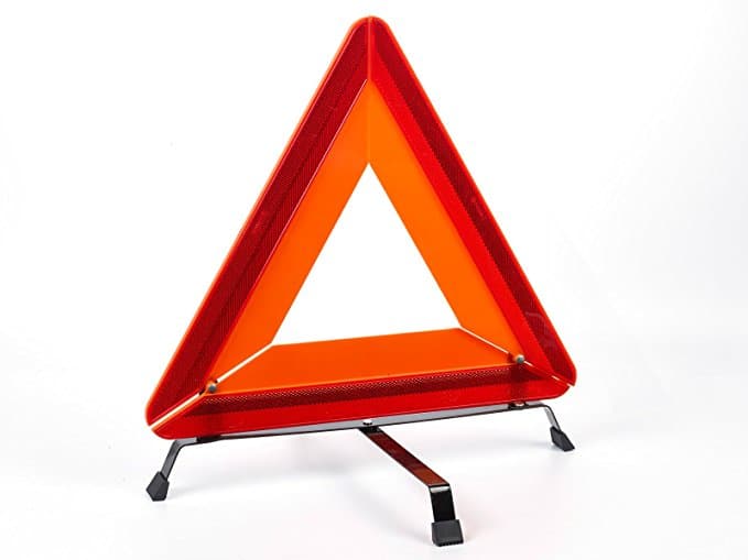 Triangle de signalisation : lequel acheter pour sa sécurité en voiture