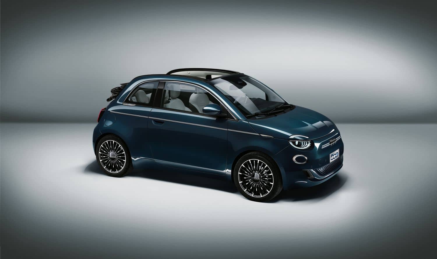 Fiat dévoile la nouvelle 500 électrique